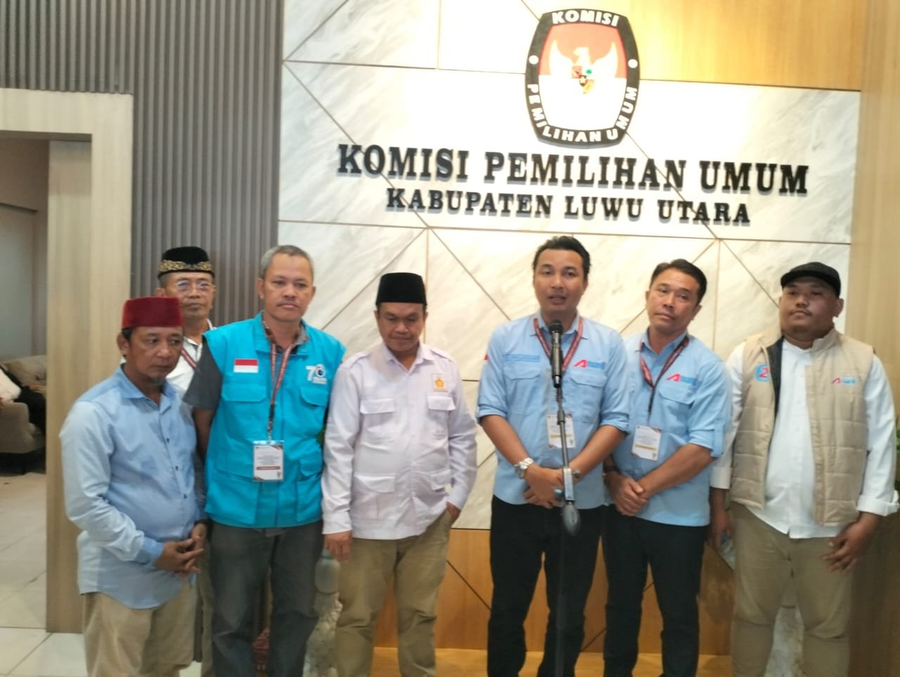 KPU Tetapkan Andi Abdullah Rahim dan Jumail Mappile Sebagai Bupati dan ... KPU Tetapkan Andi Abdullah Rahim dan Jumail Mappile Sebagai Bupati dan ...